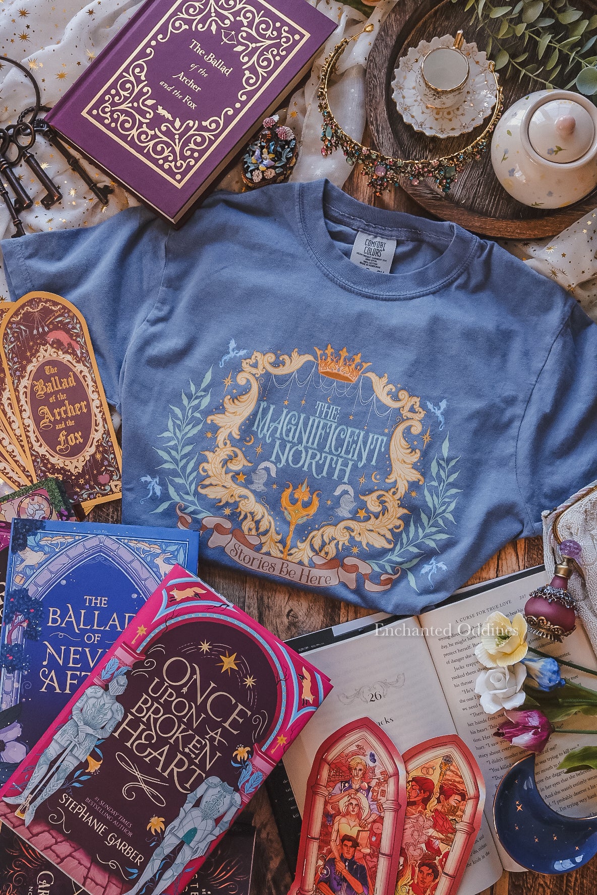 Magnificent North tee – Enchanted Oddities